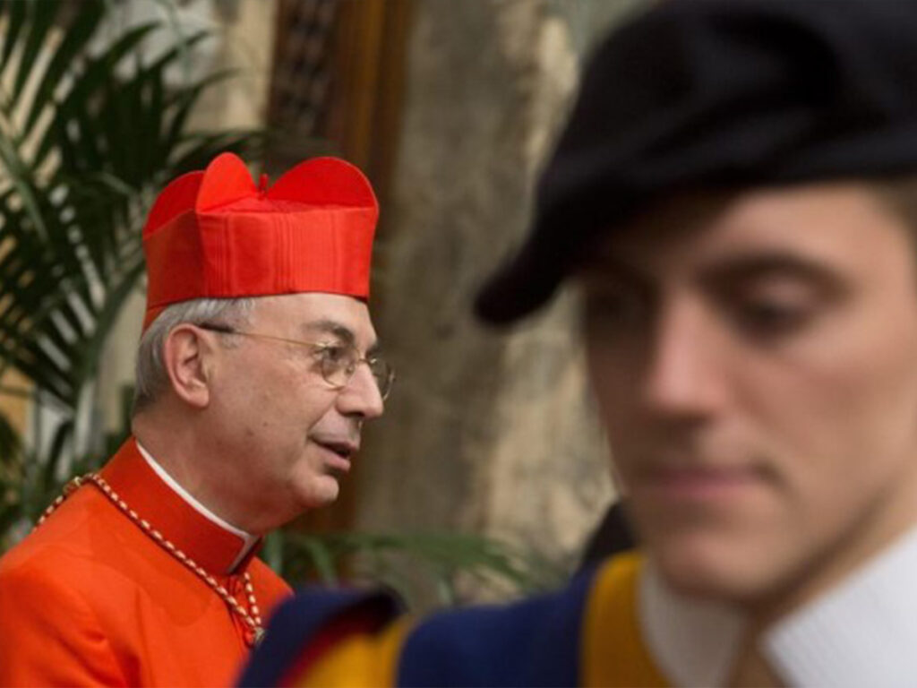 Papa Francesco: card. Mamberti, “ha servito il popolo di Dio fino alla ...