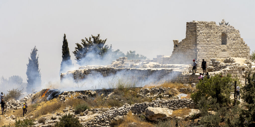 Terra Santa. Coloni israeliani attaccano il villaggio cristiano di ...