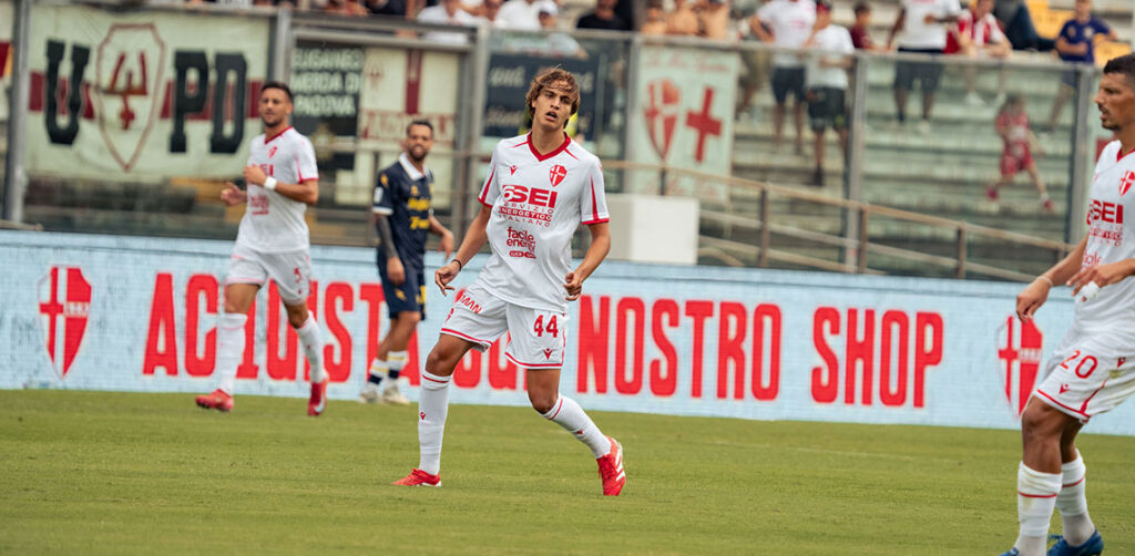 Cuore Padova, rimonta e applausi: battuta l’Entella 2-1 - La Difesa del ...