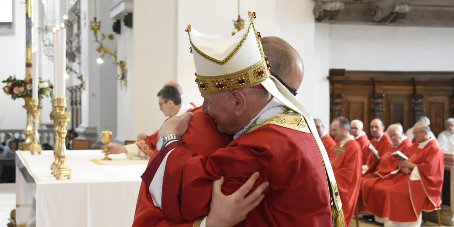Don Claudio, da 10 anni con noi nella Chiesa di Padova - La Difesa del ...